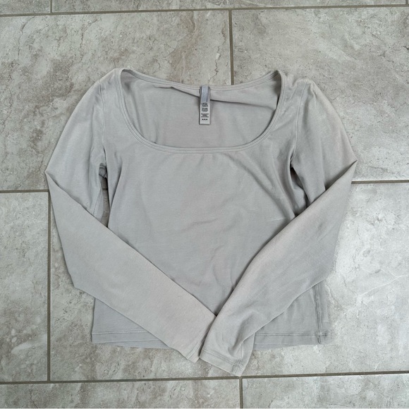 SKIMS | Tops | Skims Light Gray Long Sleeve Top | Poshmark